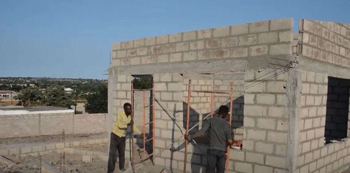 Skills to Build: Becoming a Professional Bricklayer - News - Site