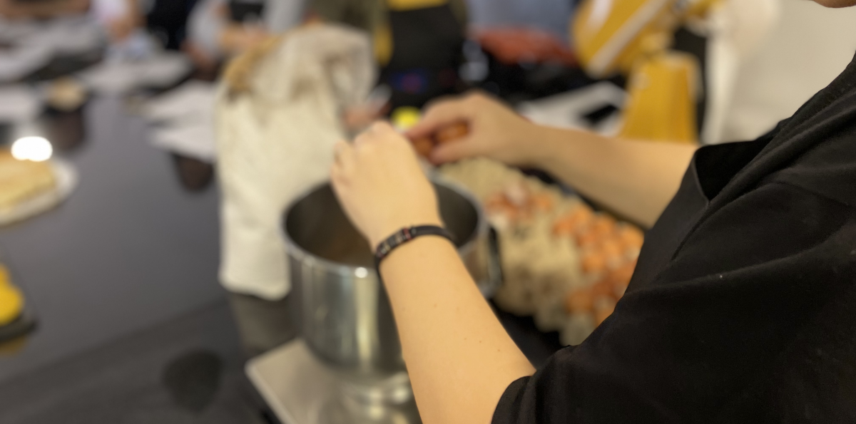 Sweet dreams and ambitions of a Kosovo dessert chef - News - Site