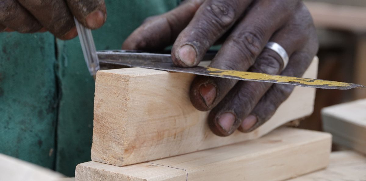 Building a Life with Your Own Hands - News - Site